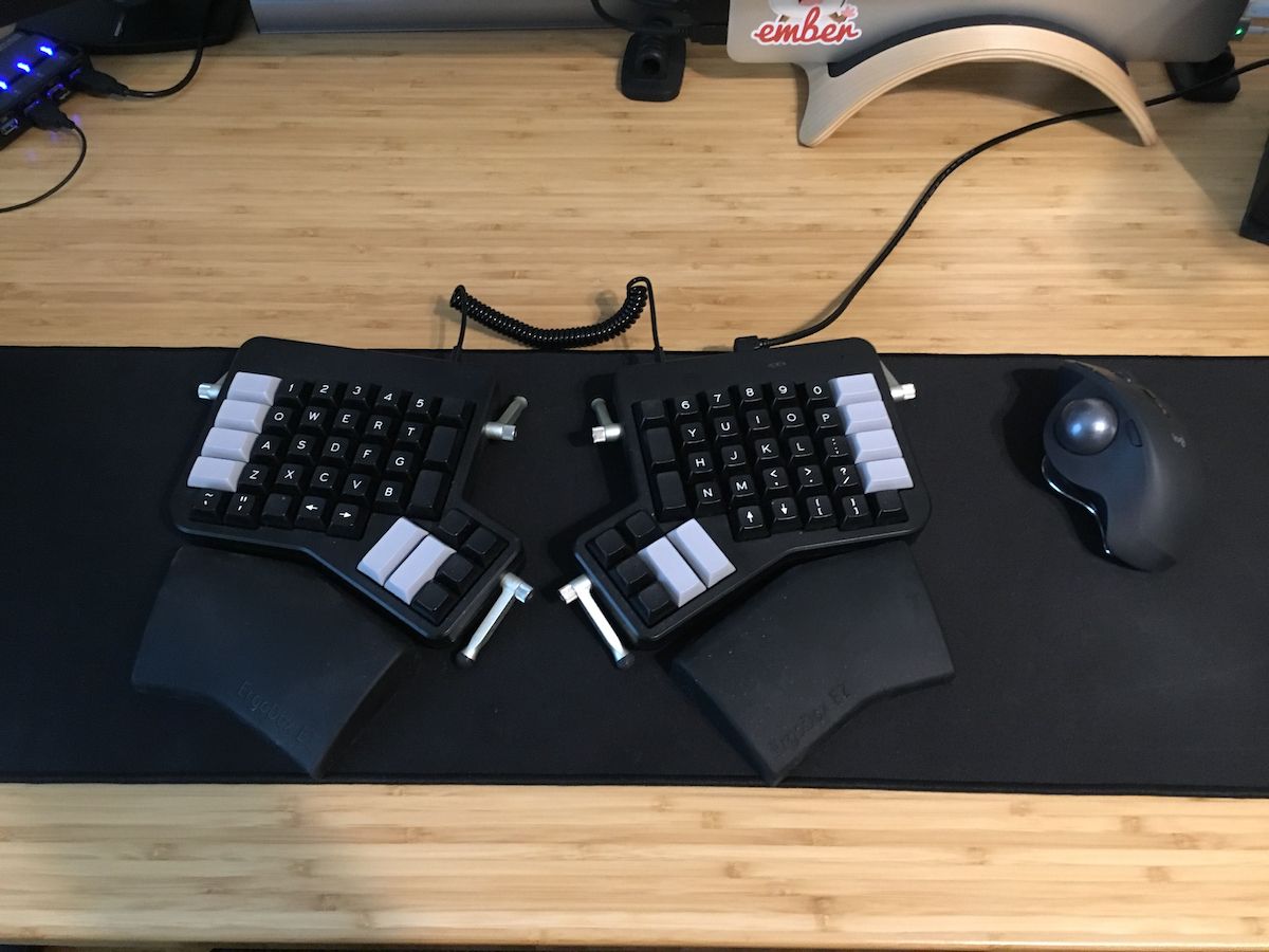 Ergodox EZ keyboard